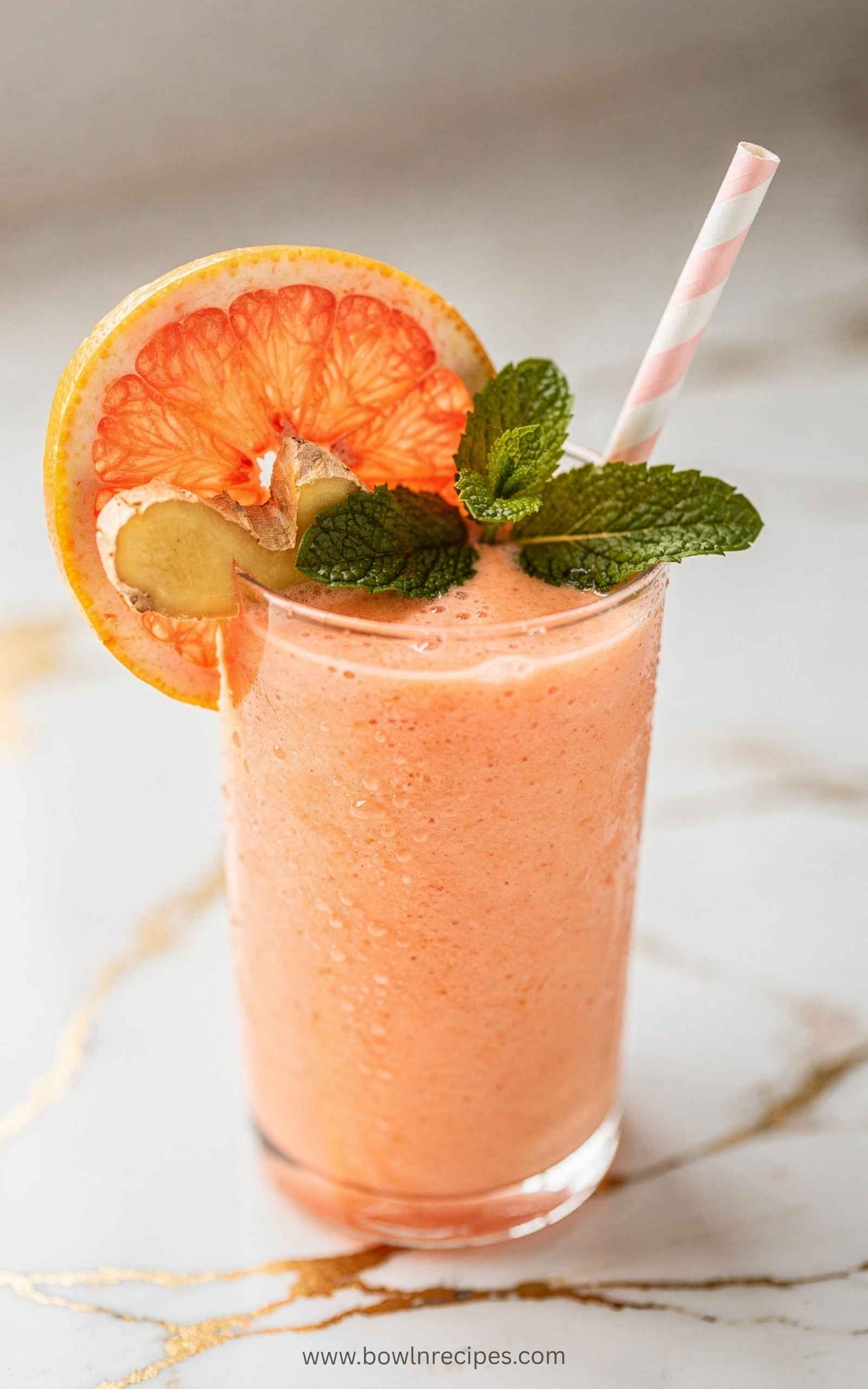 Grapefruit Ginger Fat Burning Smoothie - Bowl N Recipes